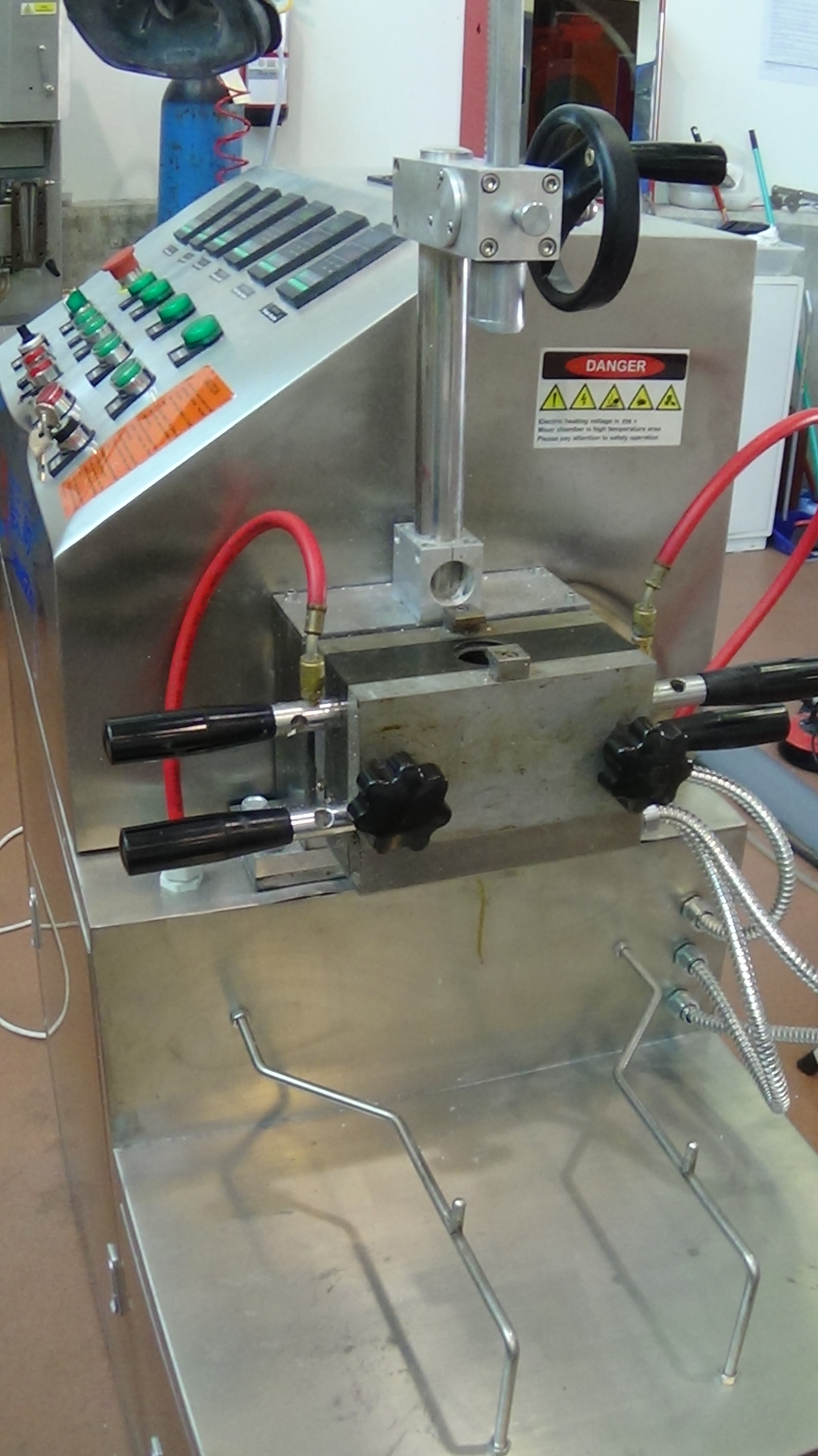 Infrastructure » High Performance Polymer Nanocomposites – IMDEA Materials